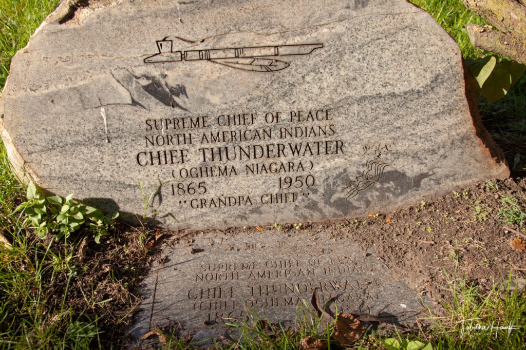 Native American Graves | Famous Celebrity, Infamous Grave Photos and ...